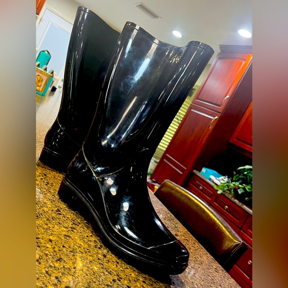 Time and Tru | Shoes | Host Pick Black Rubber Boots | Poshmark